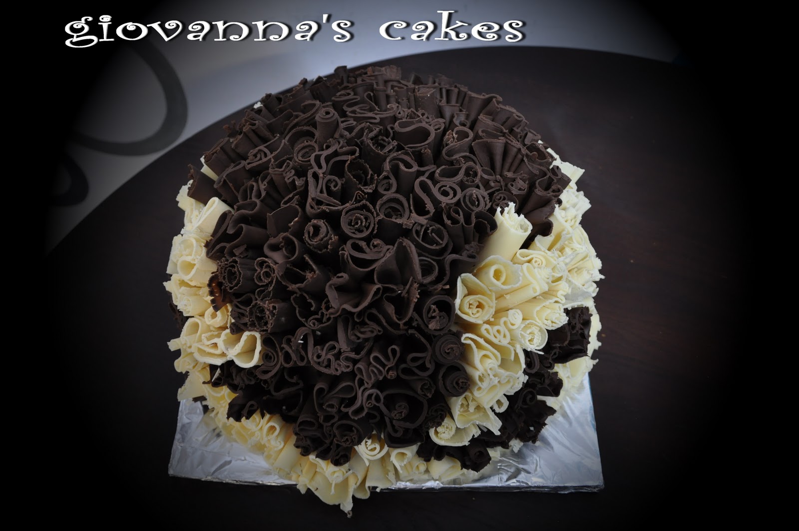 giovanna's cakes: chocolate fan decorated cake