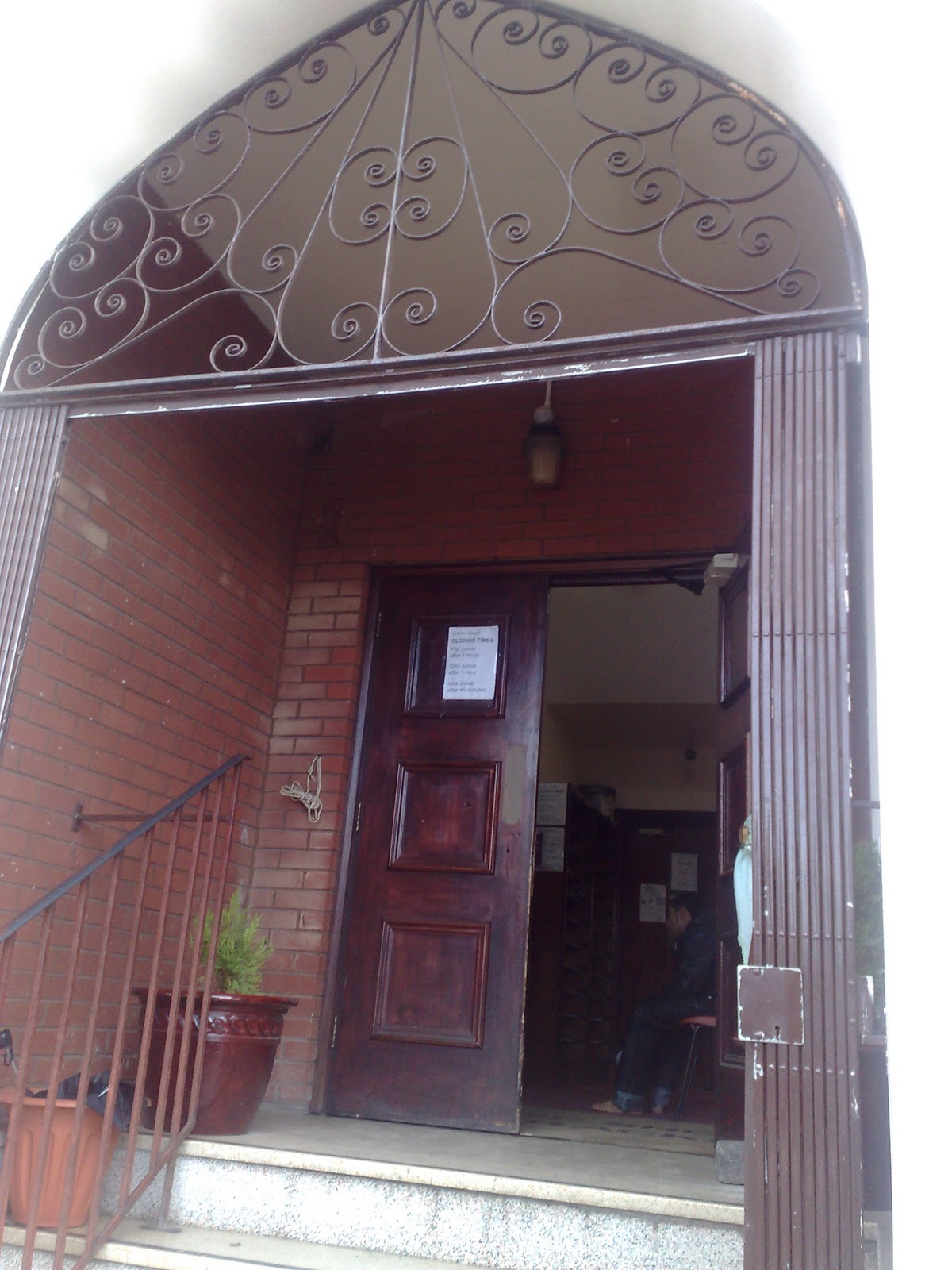 Naseeb+ArchitectureA2: Croydon Mosque