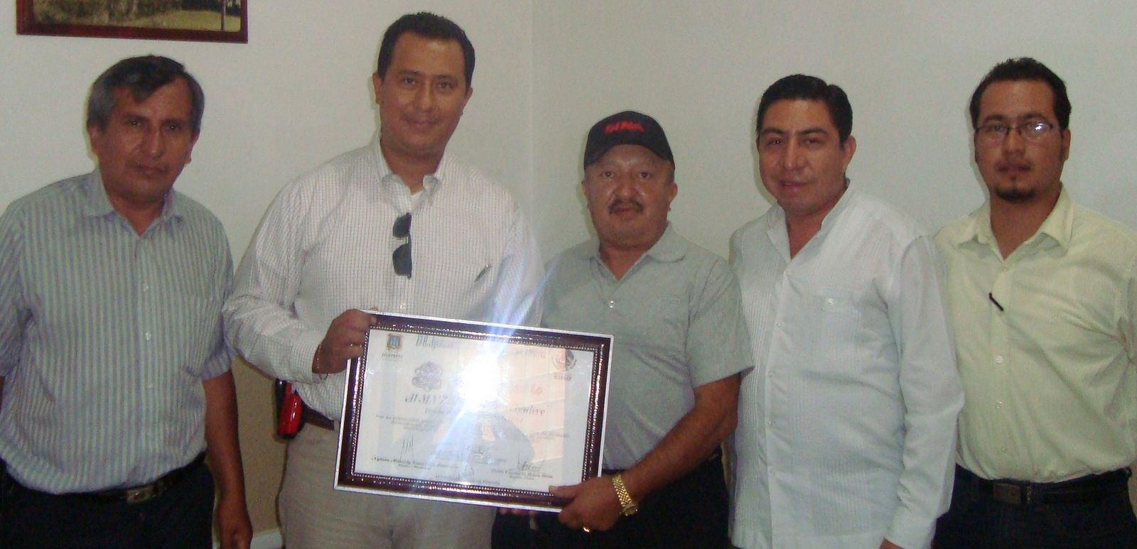 noticias: Autoridades municipales de Jilotepec y ganaderos otorgan ...