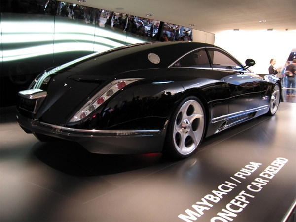 Shine Like Julry!: The 8 million $ car !! wow by MAYBACH!
