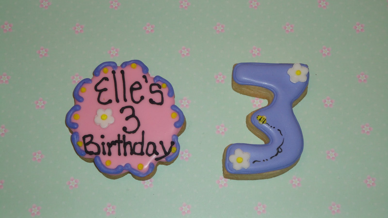 Too Sweet Creations: 3rd Birthday Cookies