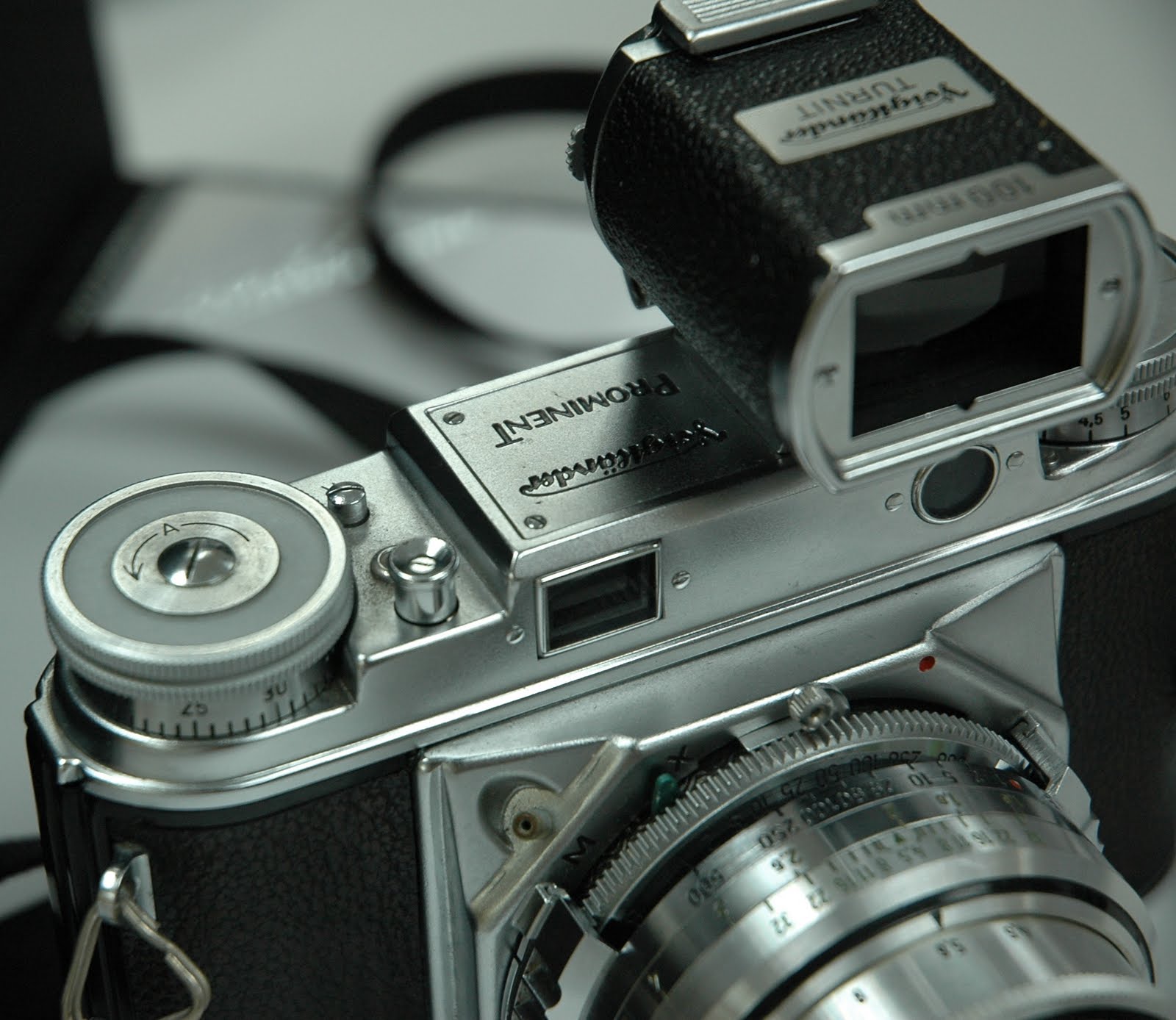 Camera Fever: Voigtlander Prominent Camera