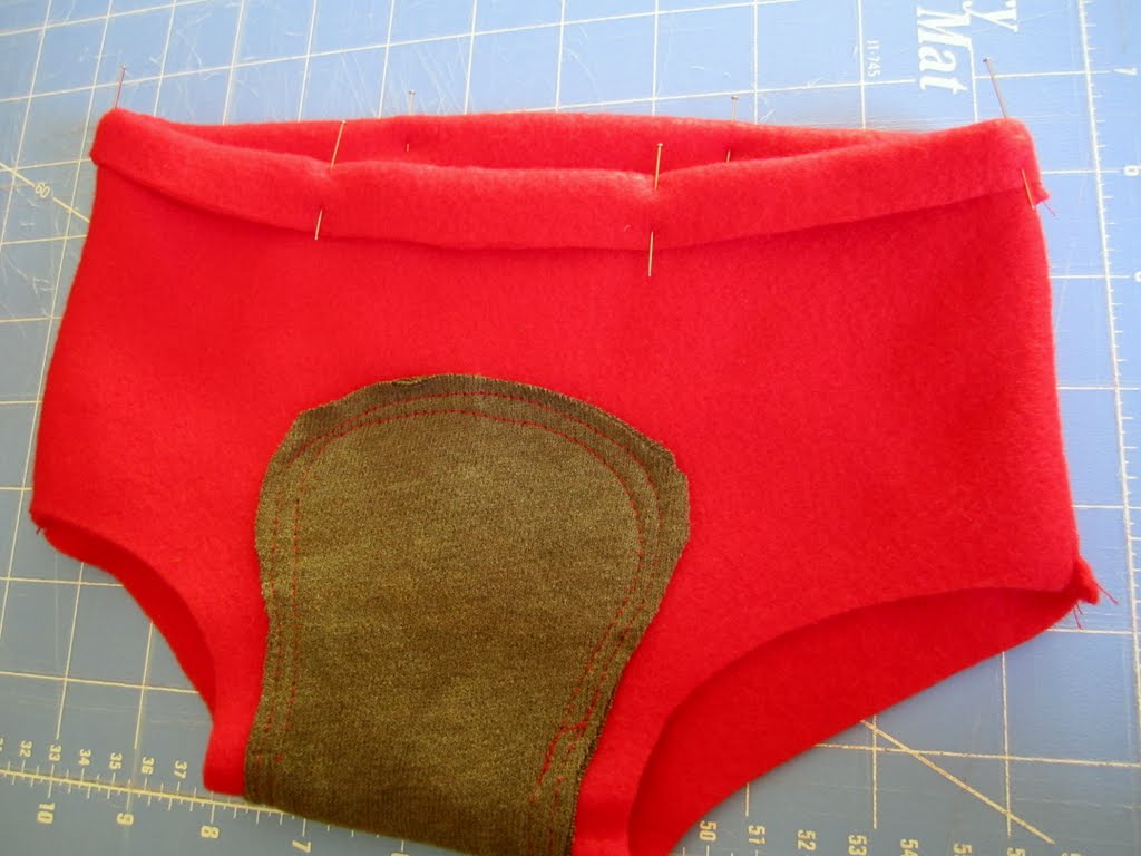 Mommy's Making a Mess: Cloth Training Pants!