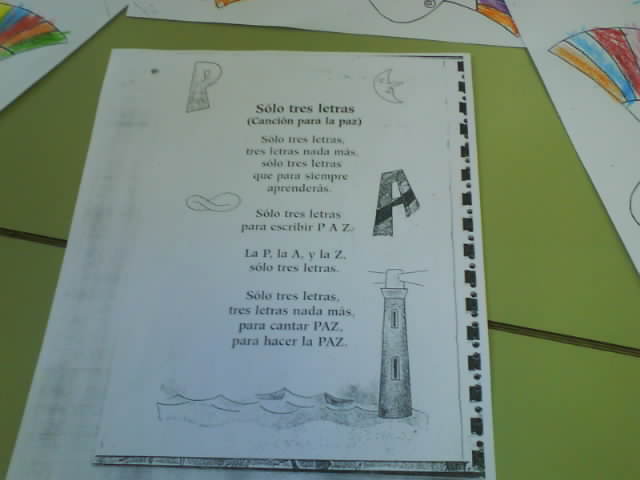 VEO-VEO: POEMA: "SOLO TRES LETRAS"