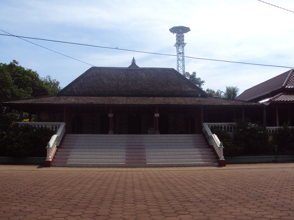 XamQue blog: Wisata Religi Situs Mantingan Jepara