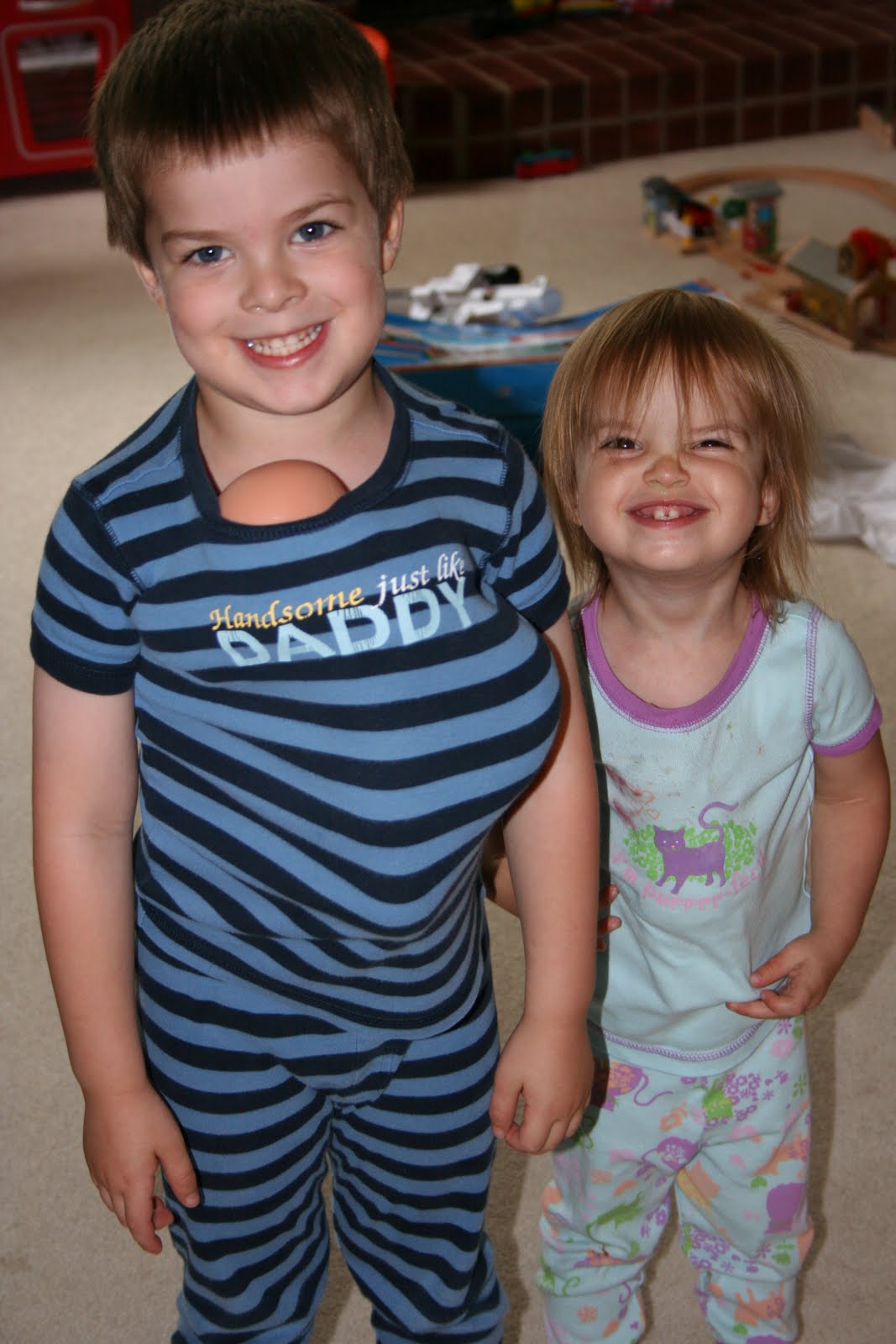 The Brinkerhoffs: BABY TUMMY