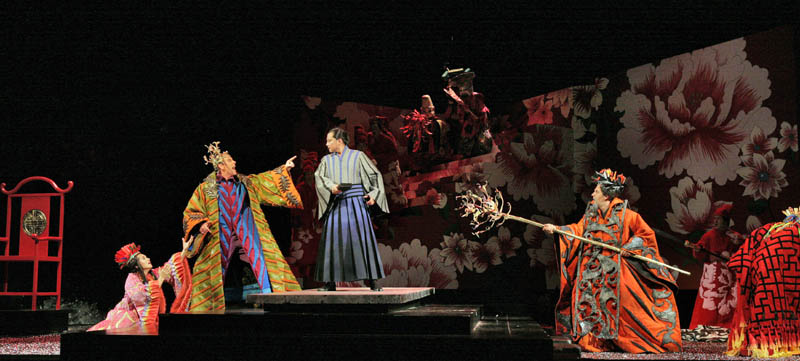 Ionarts: Ionarts in Santa Fe: Tan Dun's Tea