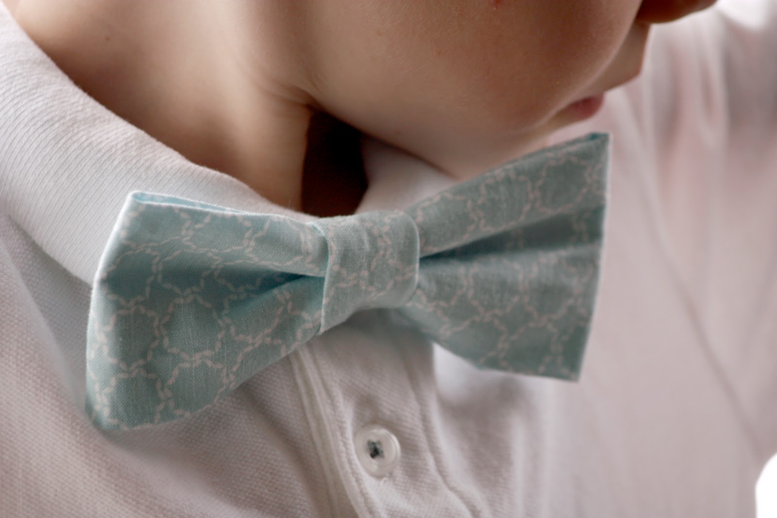 The faker bow tie