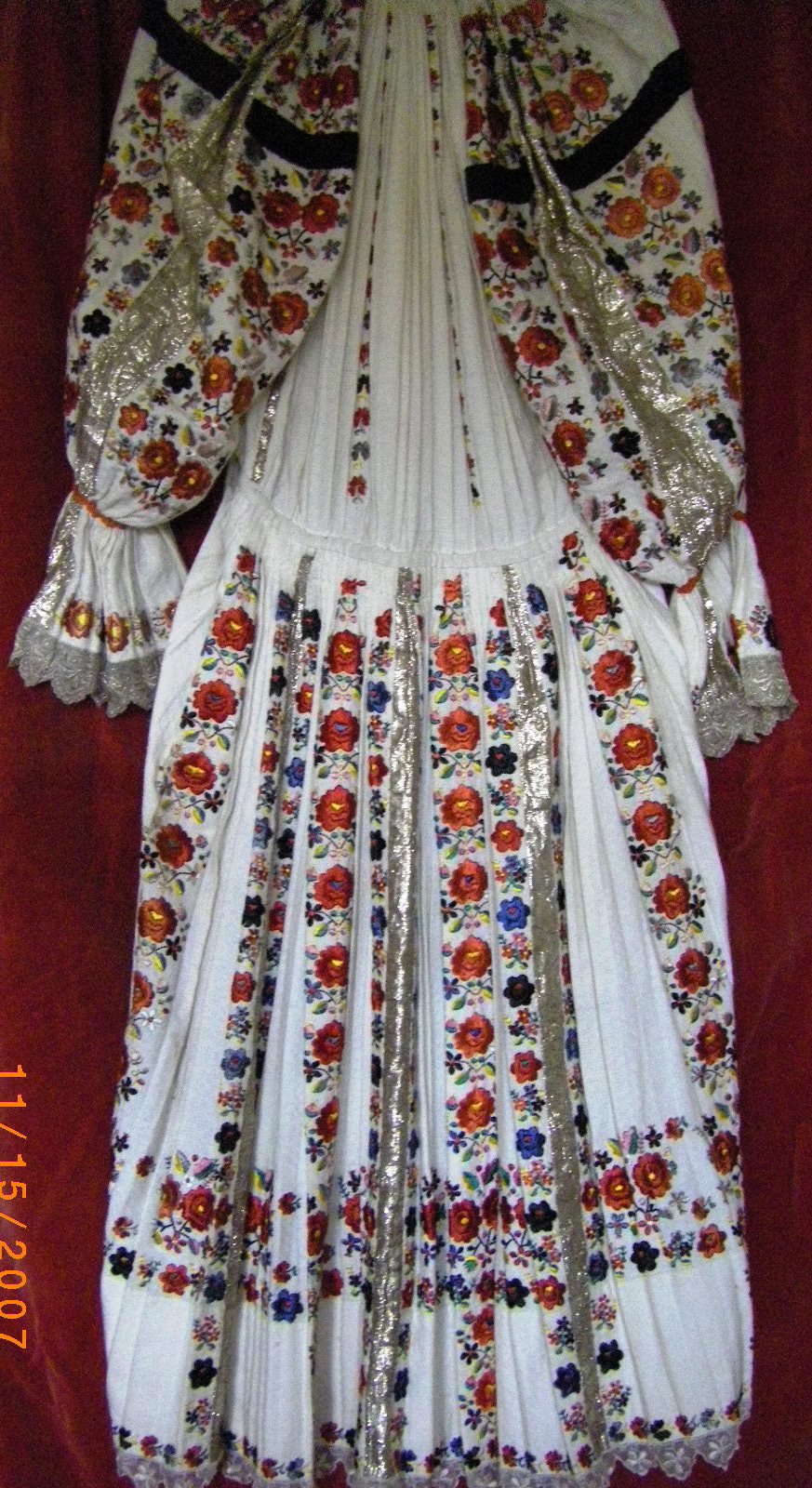 The Ibooknet Blog: Balkan Costume and Textile Collection for sale