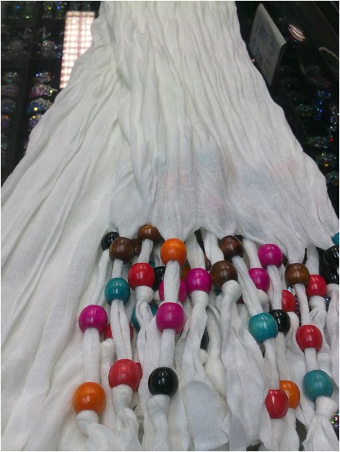 FAROLISA: MNK01-01 Shawl Manik