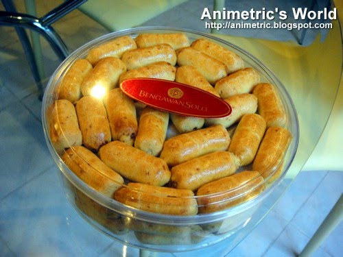 Bengawan Solo Pineapple Tarts from Singapore! - Animetric's World