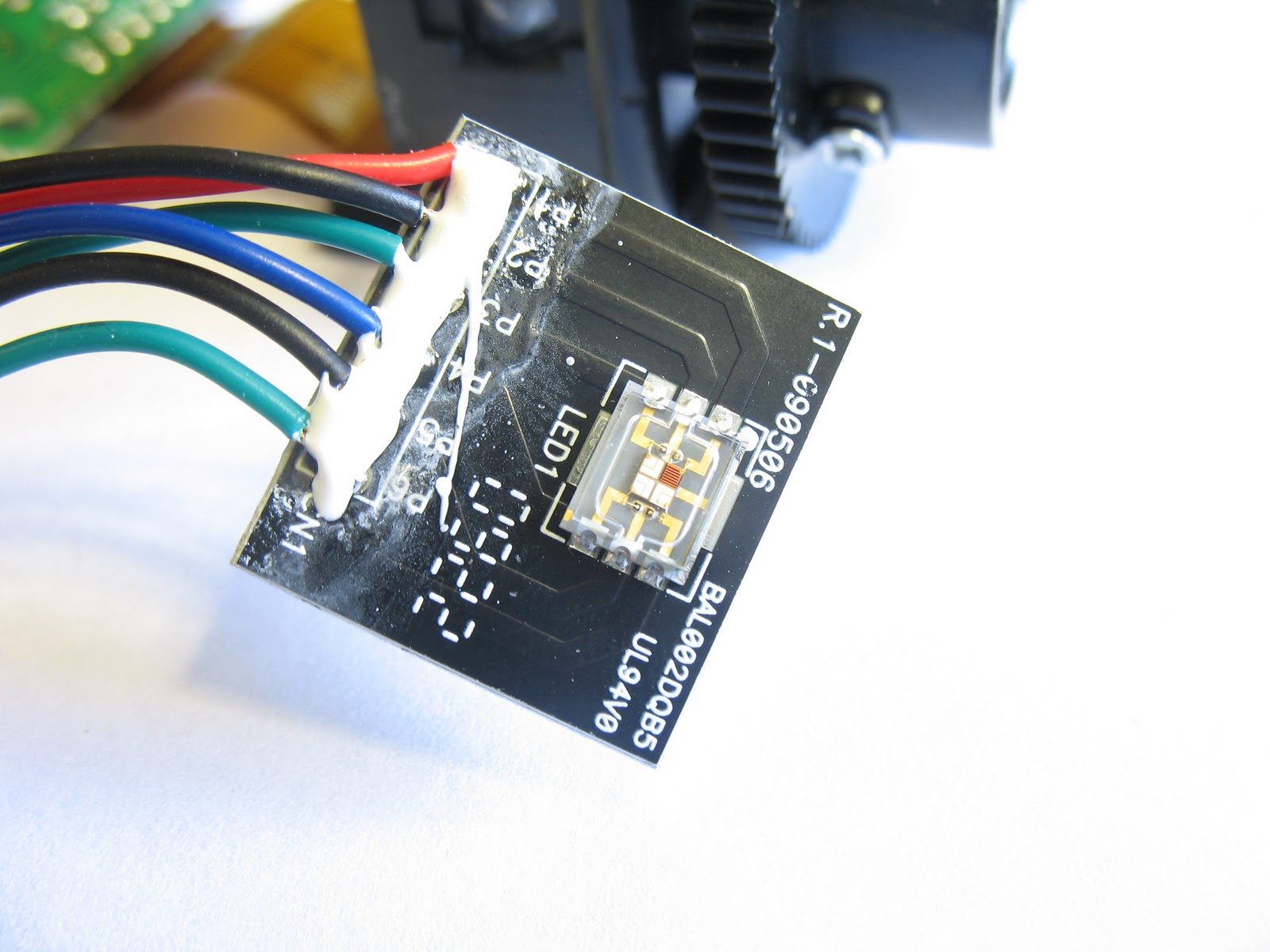 Video Technology: Inside the JAKKS Pacific Eyeclops Mini Projector