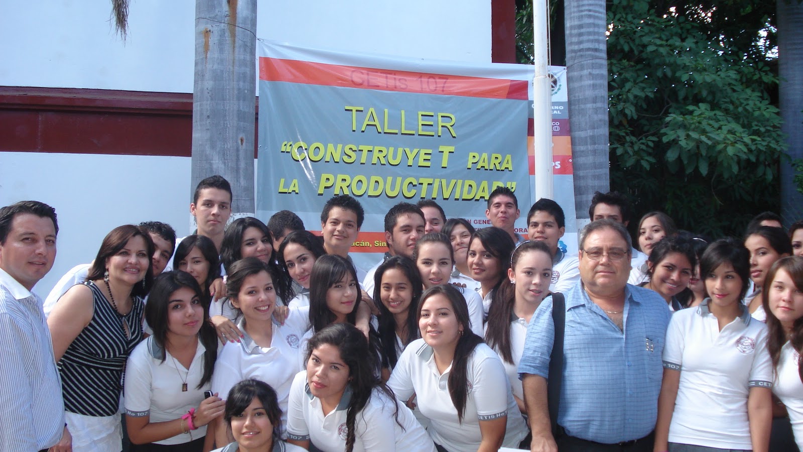 LEOyE en el CETis 107: Semana de la productividad en el CETis 107