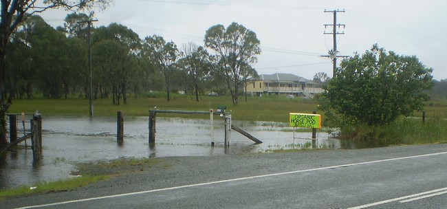 Beachmere access roads closed overnight