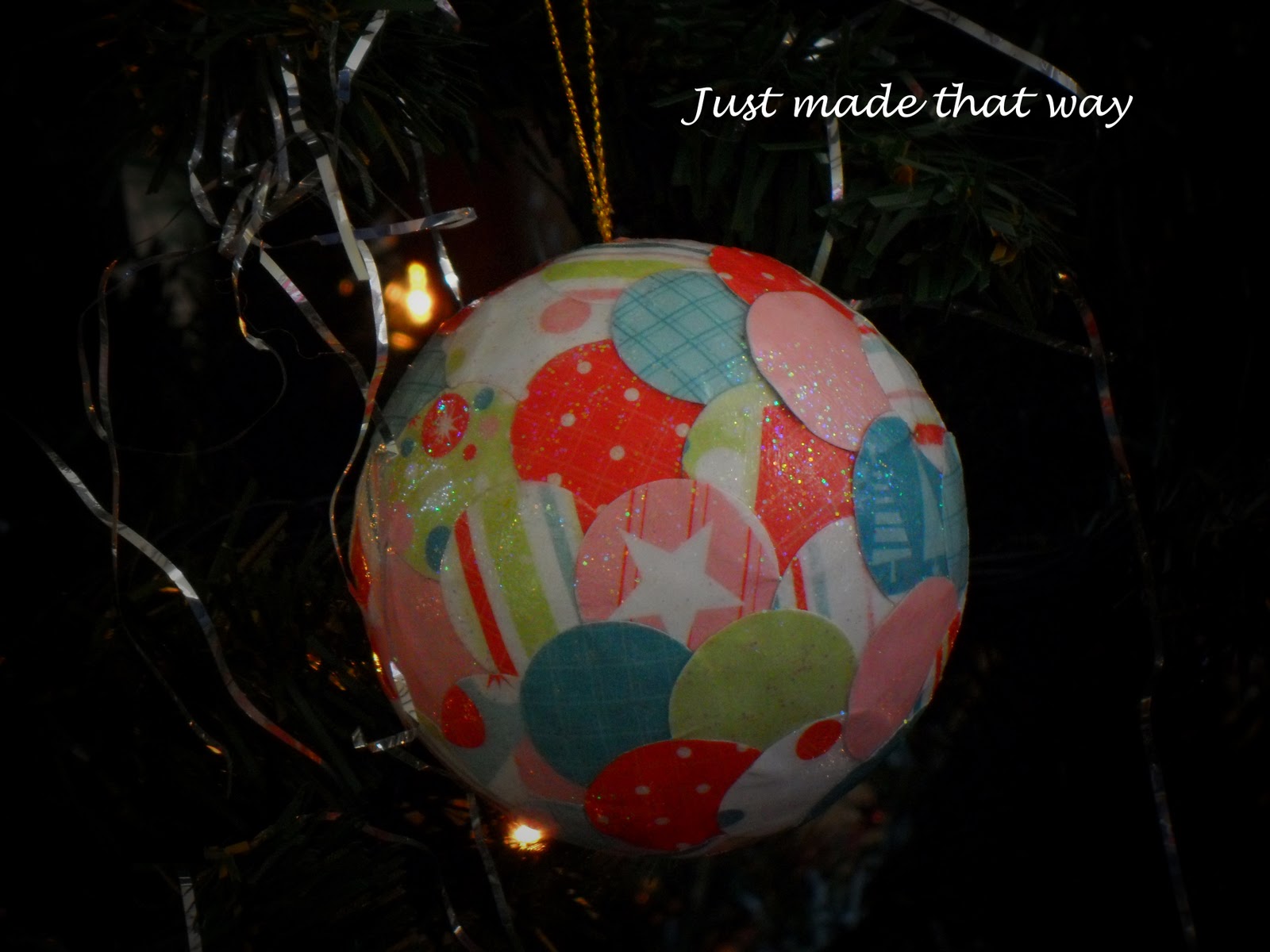 Just made that way...: Christmas bauble tutorial