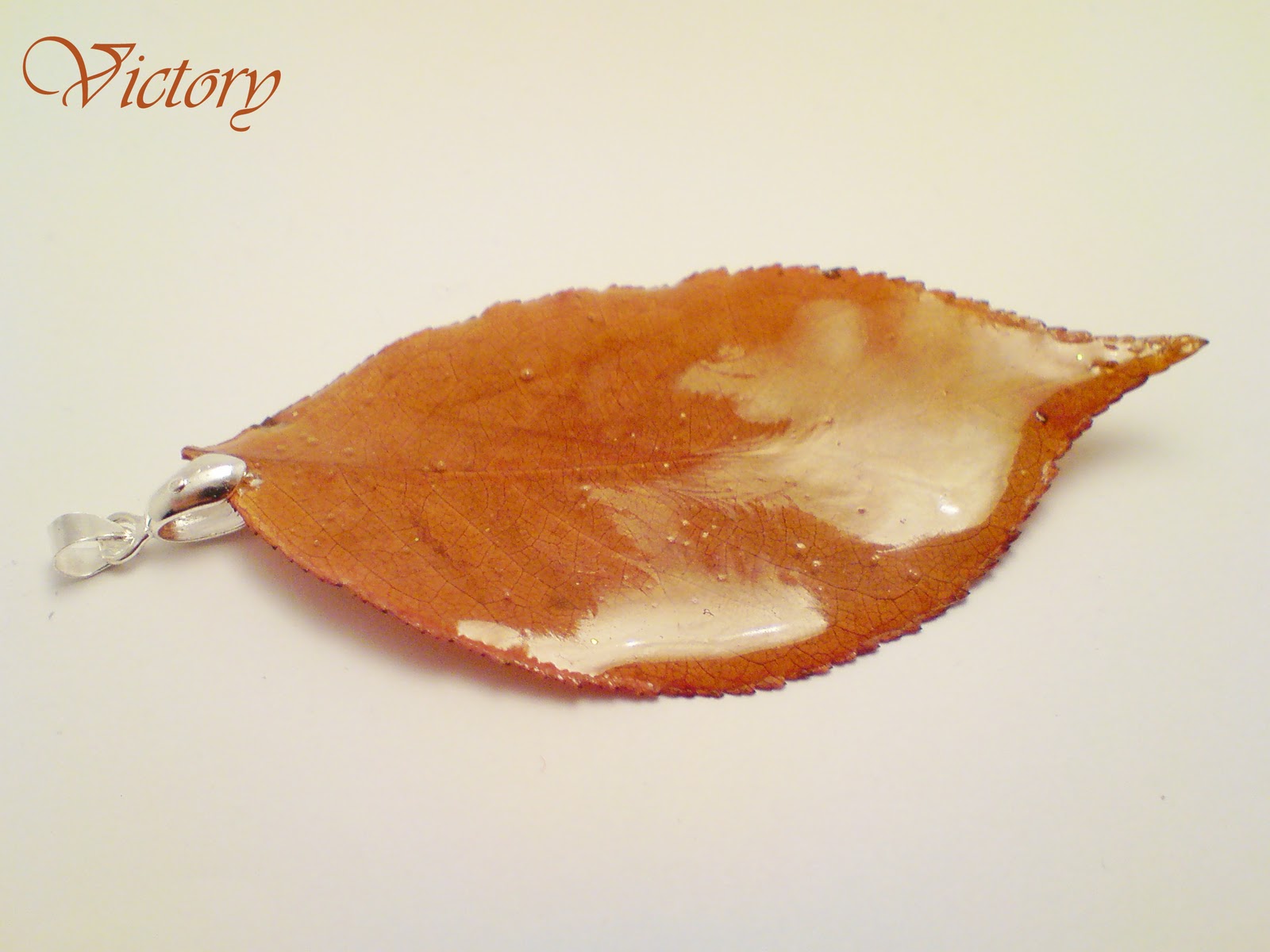 Victory: Frunza rasina