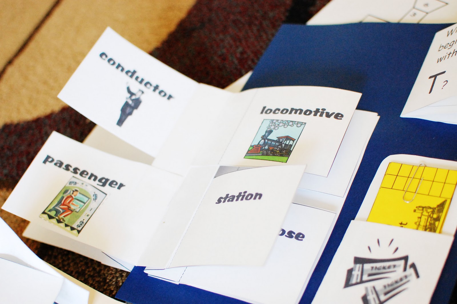 Learning 4 Fun!: Train Lapbook