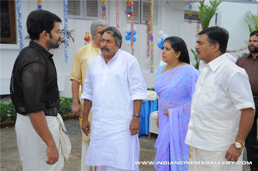Prithviraj's Thanthonni Malayalam Movie Stills | Tamanna