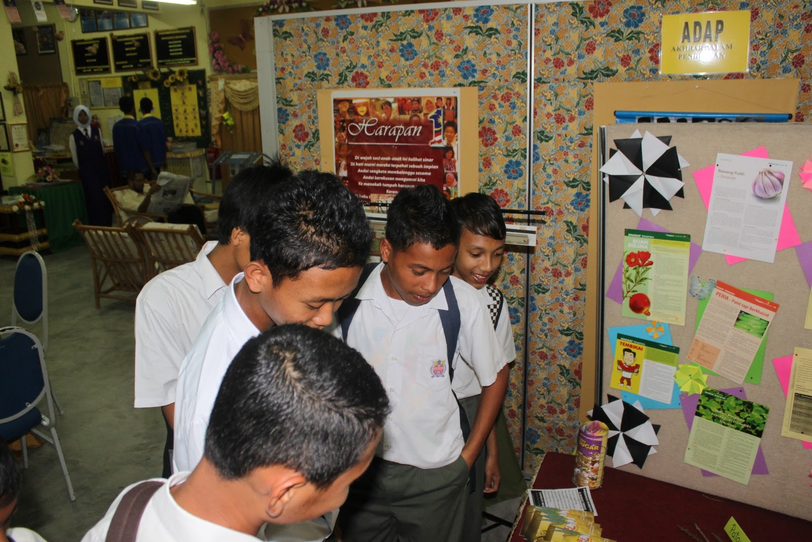 VOKASMA Today: VISIT BY FORM 3 STUDENTS SMK PANGKOR