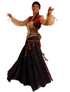 Stylish Hijabi Girl: modest belly dancing outfits