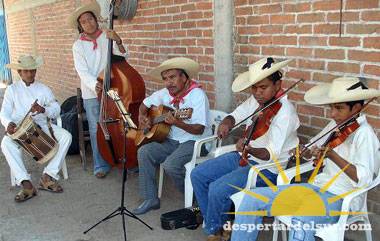 Música Guerrerense: Alma Calentana: al rescate de la música tradicional ...