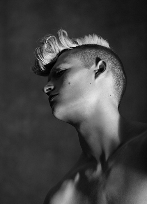 Hot Nude Model: GUAPO MAGAZINE A/W 2010 - Thomas Isermann & Julius ...