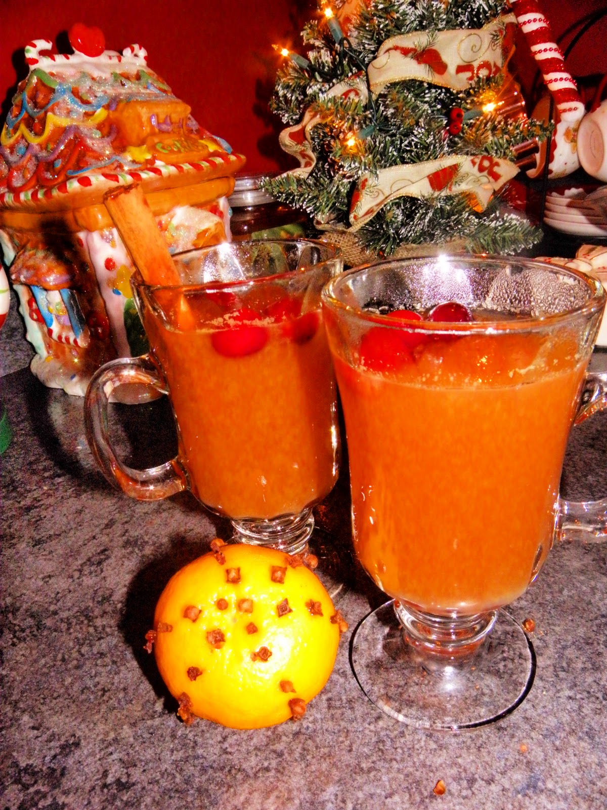 The Cozy Little Kitchen: My Holiday Spiced Wassail