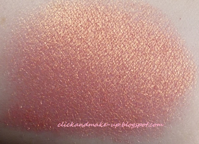 Click and Make-Up Beauty Blog: Sleek MakeUP Rose Gold Shimmer Blush