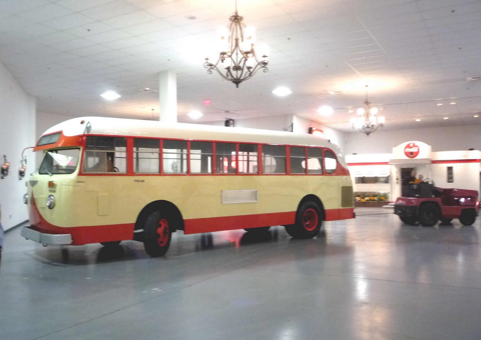 Museum of Bus Transportation: October 2010