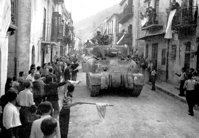 ILLUSTRATED HISTORY: RELIVE THE TIMES: Images Of War, History , WW2 ...