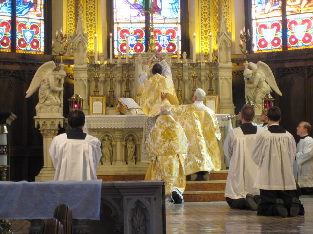 New Liturgical Movement: The First Solemn Mass of a Newly Ordained ...