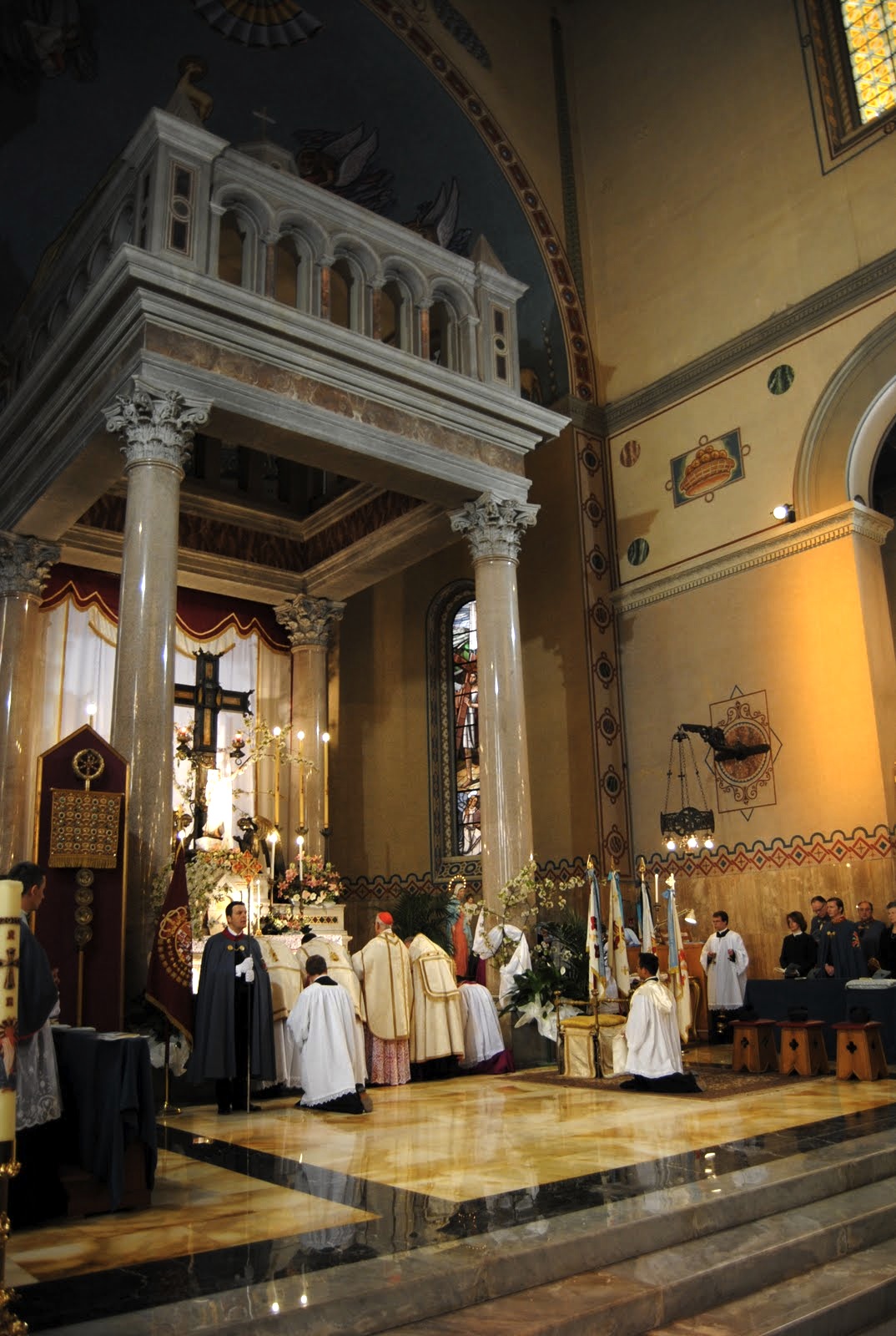 New Liturgical Movement: Pontifical Mass at the Basilica of the Holy ...