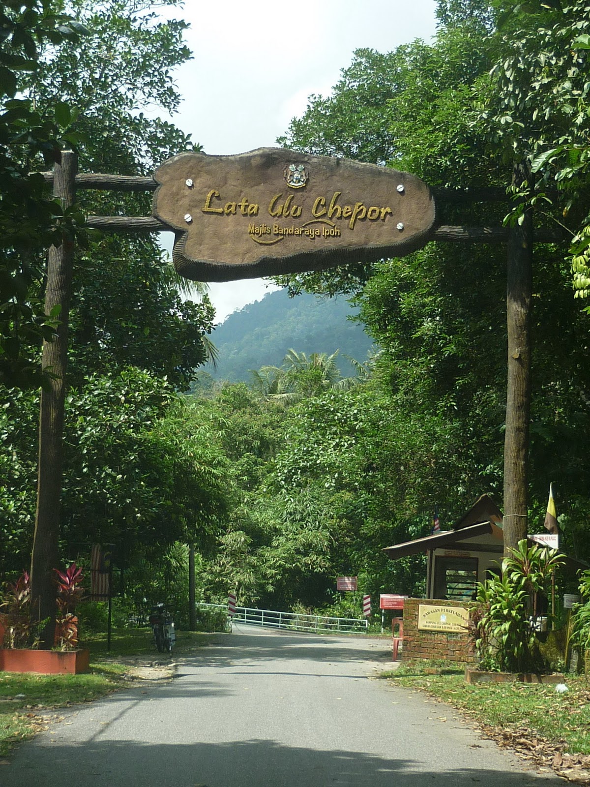 SHANANA HOMESTAY IPOH: TAPAK PERKELAHAN LATA ULU CHEPOR....MESTI PERGI!!!