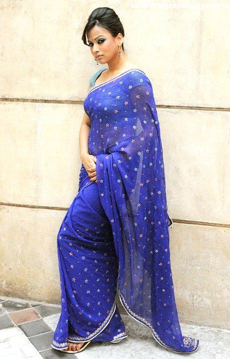 sarees: saree models