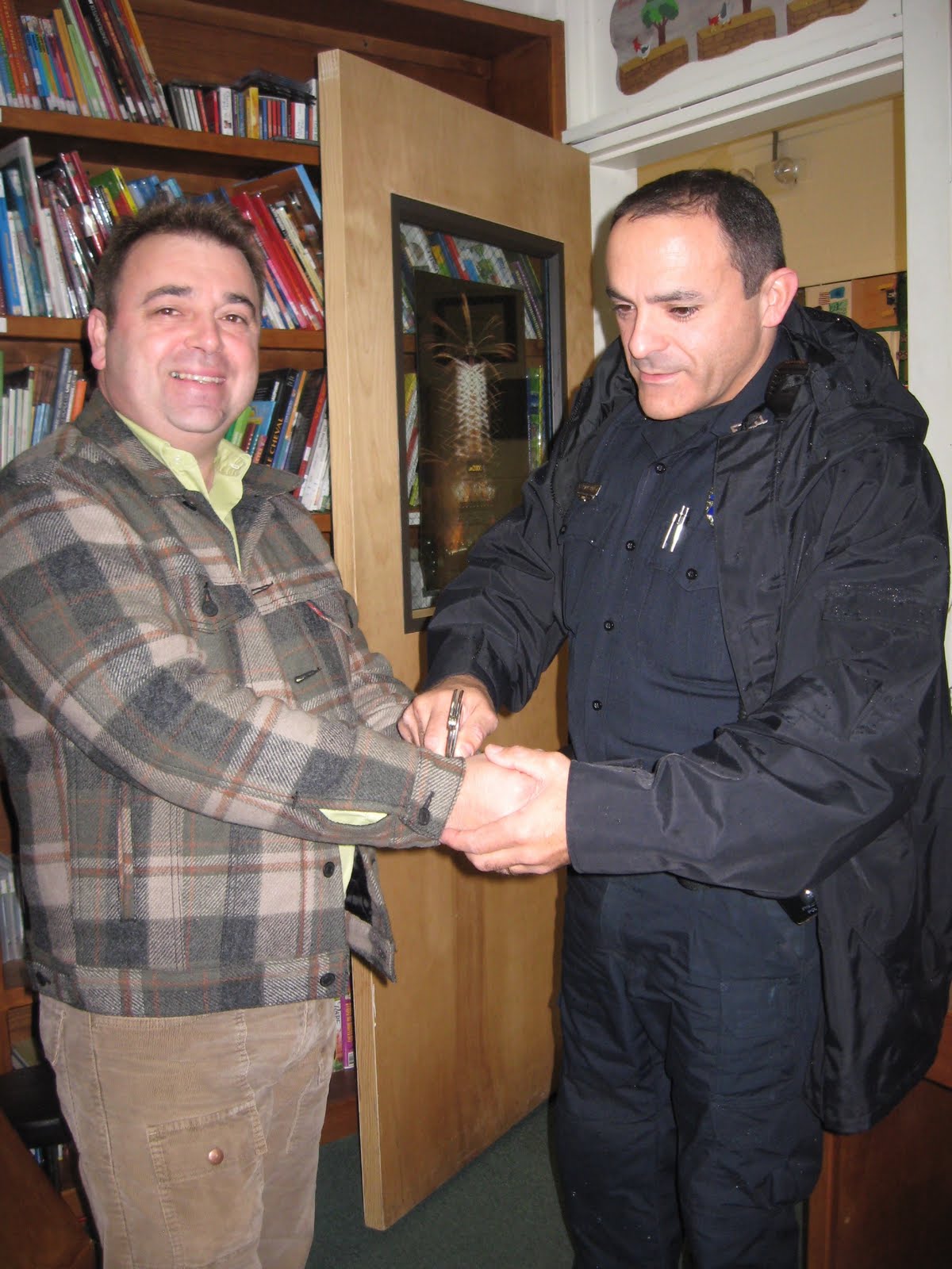 L'Ecole Française du Maine: Muscular Dystrophy Association Lock-up