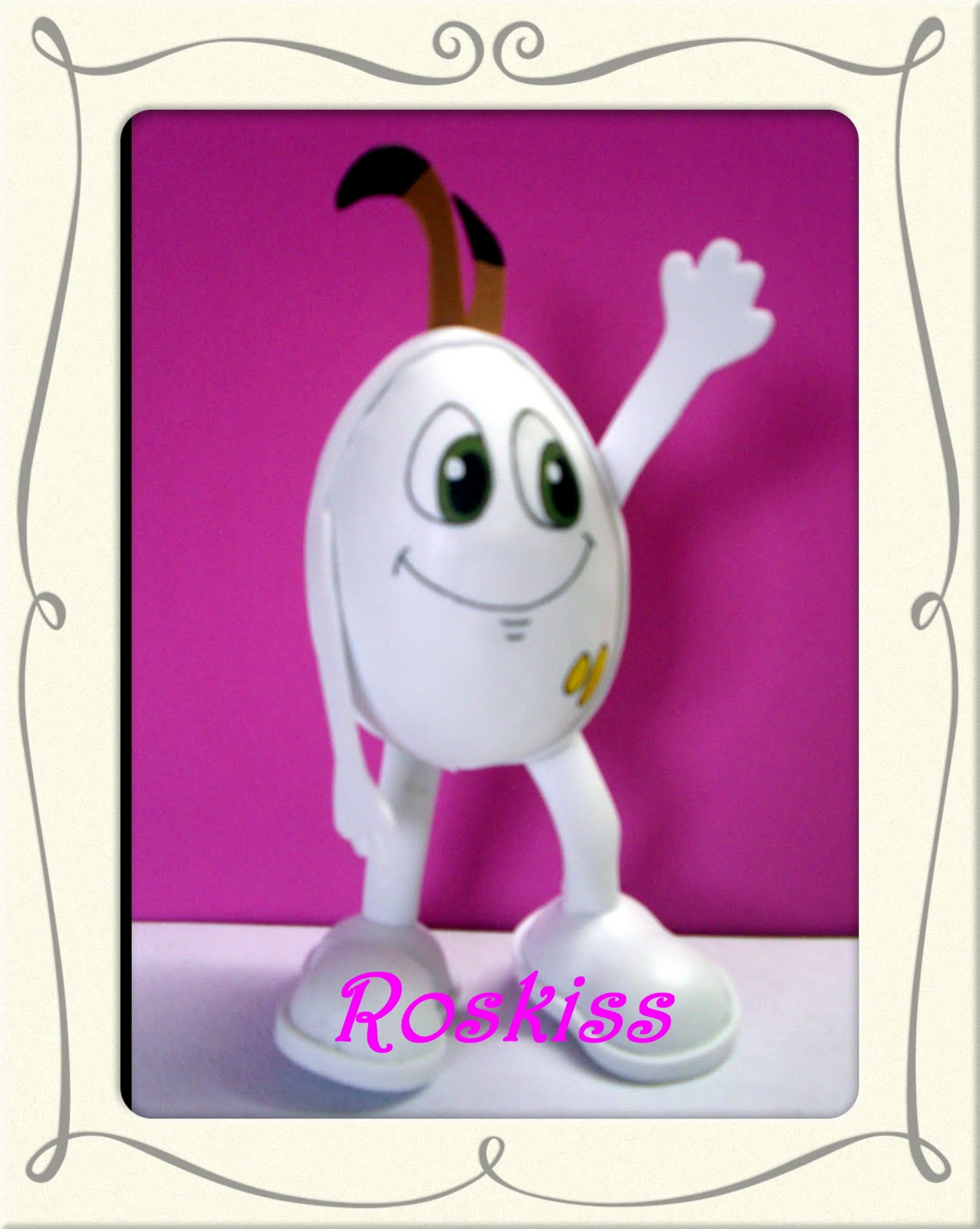El Atelier de Roskiss: Toto de huevos cartoon