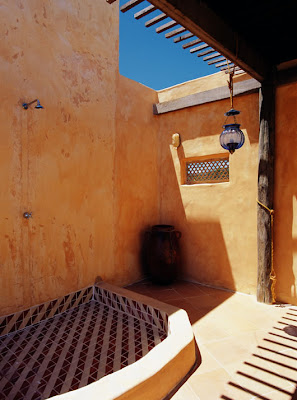 Pretty * Practical: Caribbean Chic: MACO magazine