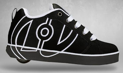 Holiday Palooza - Heelys No Bones Lo Black/White Review & Giveaway ...
