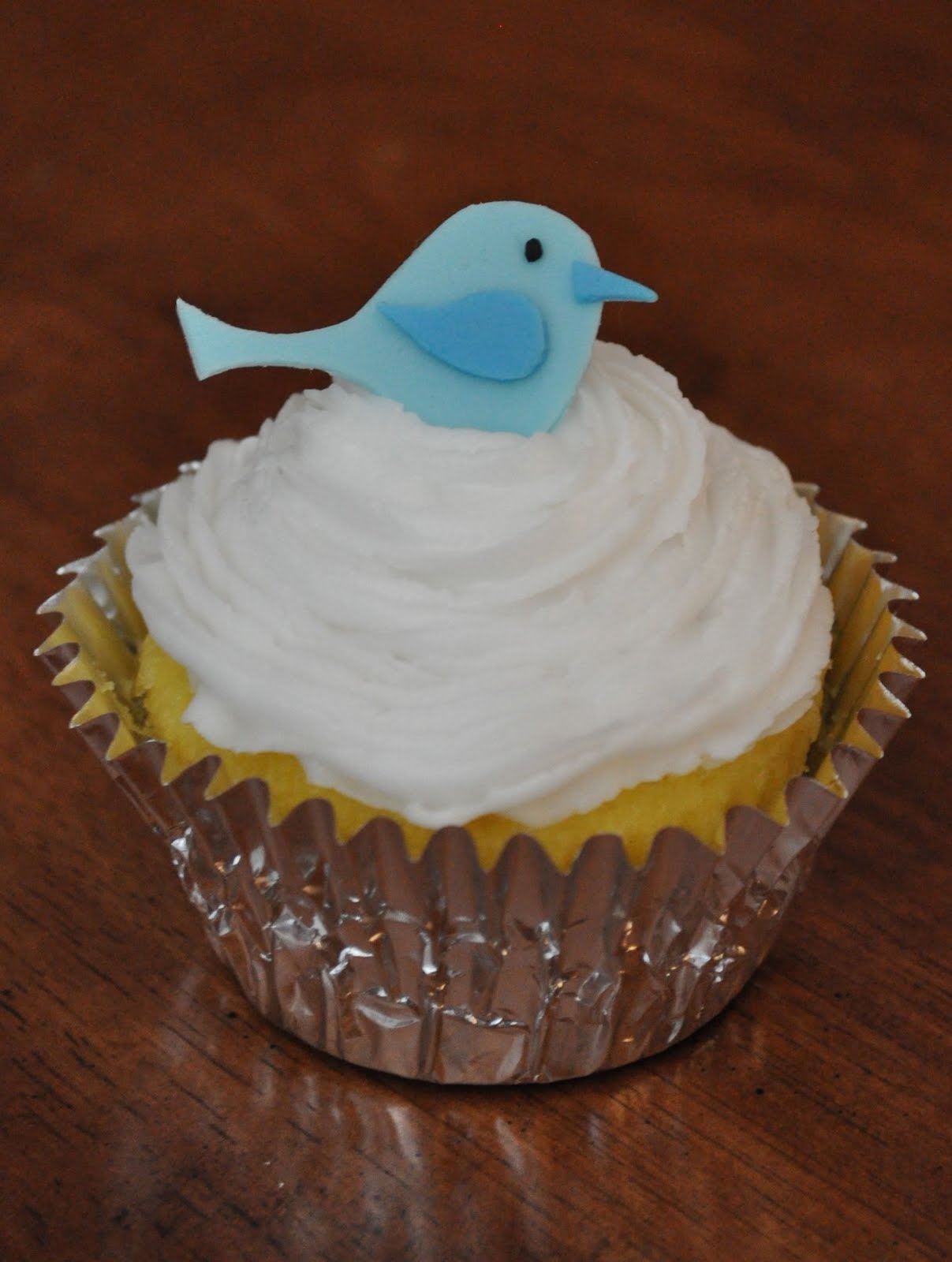 Iced by Amy: Bird Cupcakes