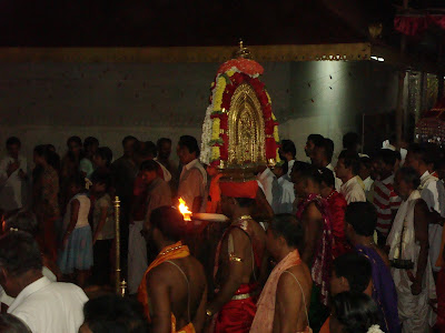 Temples: Bappanadu Durga Parameshwari Temple