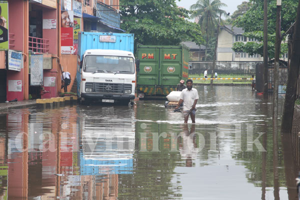 Our Lanka: Colombo Flood : photos