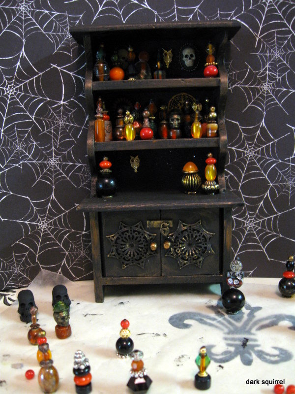 Dark Squirrel's Miniature Asylum ~: Sneek Peek