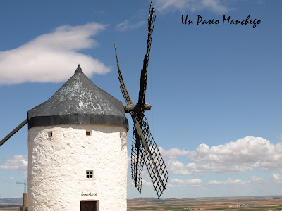 Un Paseo Manchego: Consuegra (Toledo). Si vas a la Mancha no te alborotes…