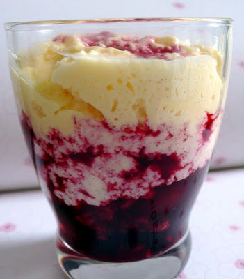 Fruits rouges à la mousse de mascarpone