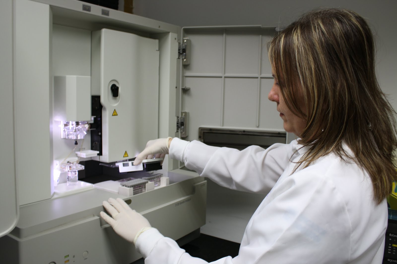 Boletín NADBIO : LABORATORIO DE EMBRIOLOGIA Y ENDOCRINOLOGIA MOLECULAR