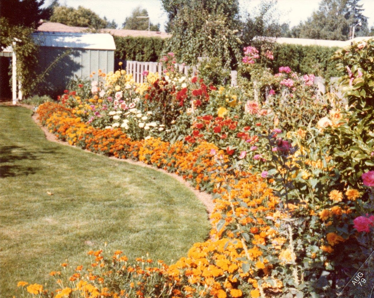 Monzella Grace Riley Waddington (1923-1992) - Find a Grave Memorial