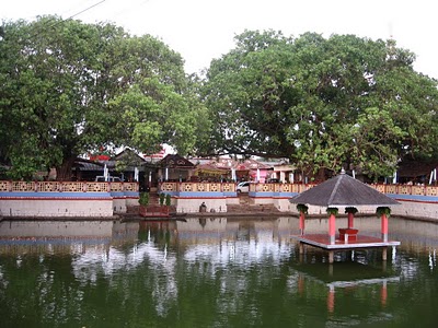 Puttur One: Temples