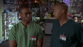LEE THOMPSON YOUNG: Lee - scrubs