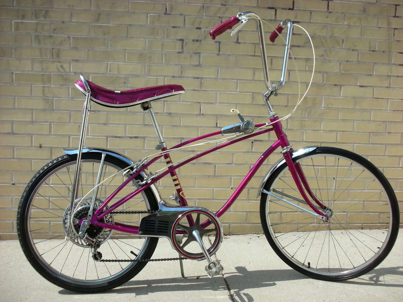 Actually riding old muscle bikes? - MUSCLE BIKE FORUM