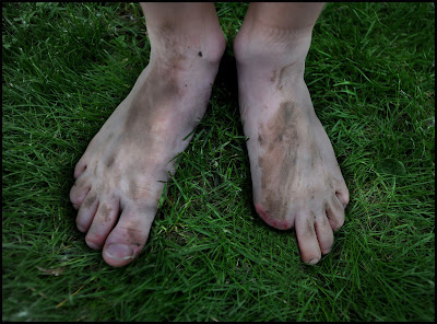 Reflection: Eight Fingers and Nine Toes - The joys of growing up in ...